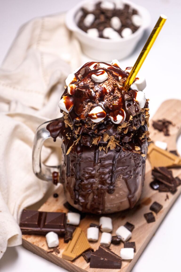 Death by Chocolate Shake - Easy Everyday Food
