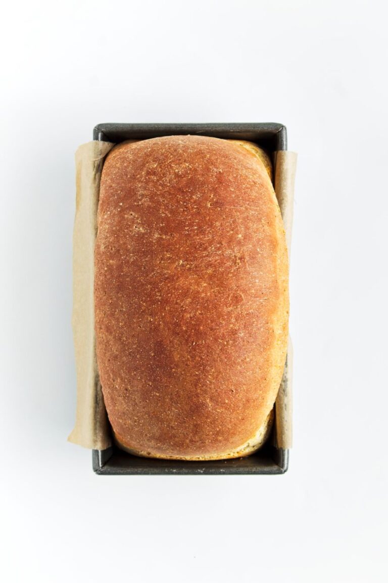 Sandwich Bread (Vegan-Friendly) - Easy Everyday Food