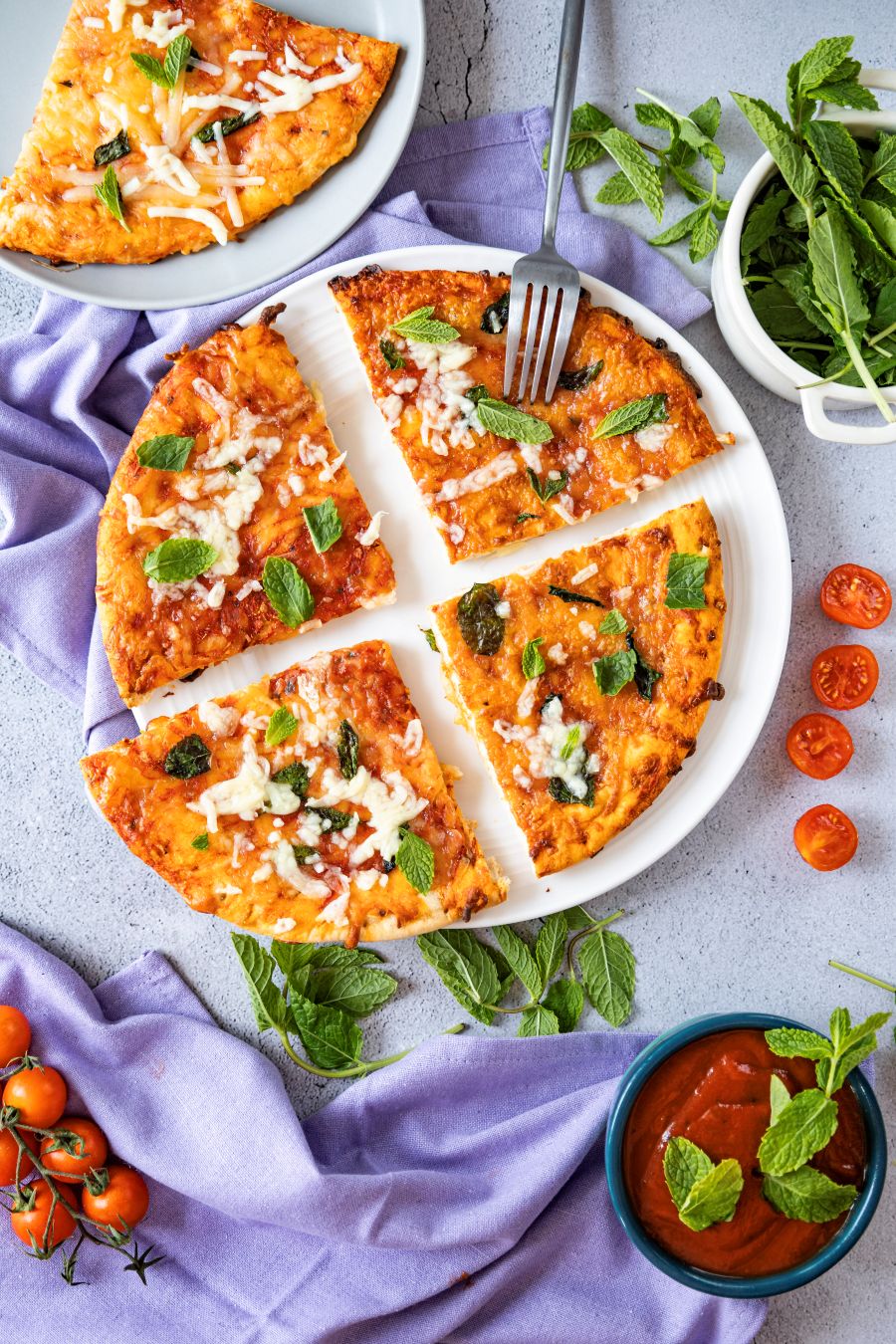 Easy Margherita Pizza - Easy Everyday Food